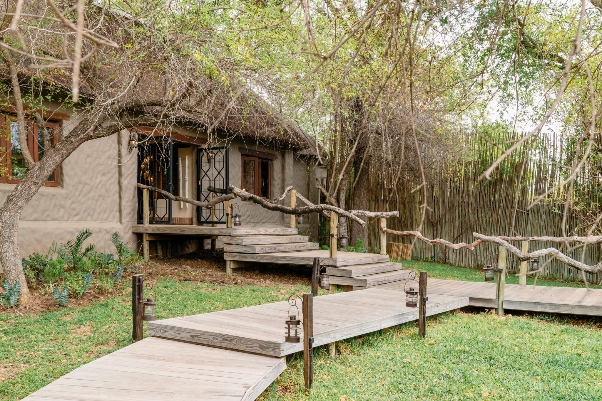 Simbambili Game Lodge - Sabi Sands Lodges Reservations - Sabi Sands ...
