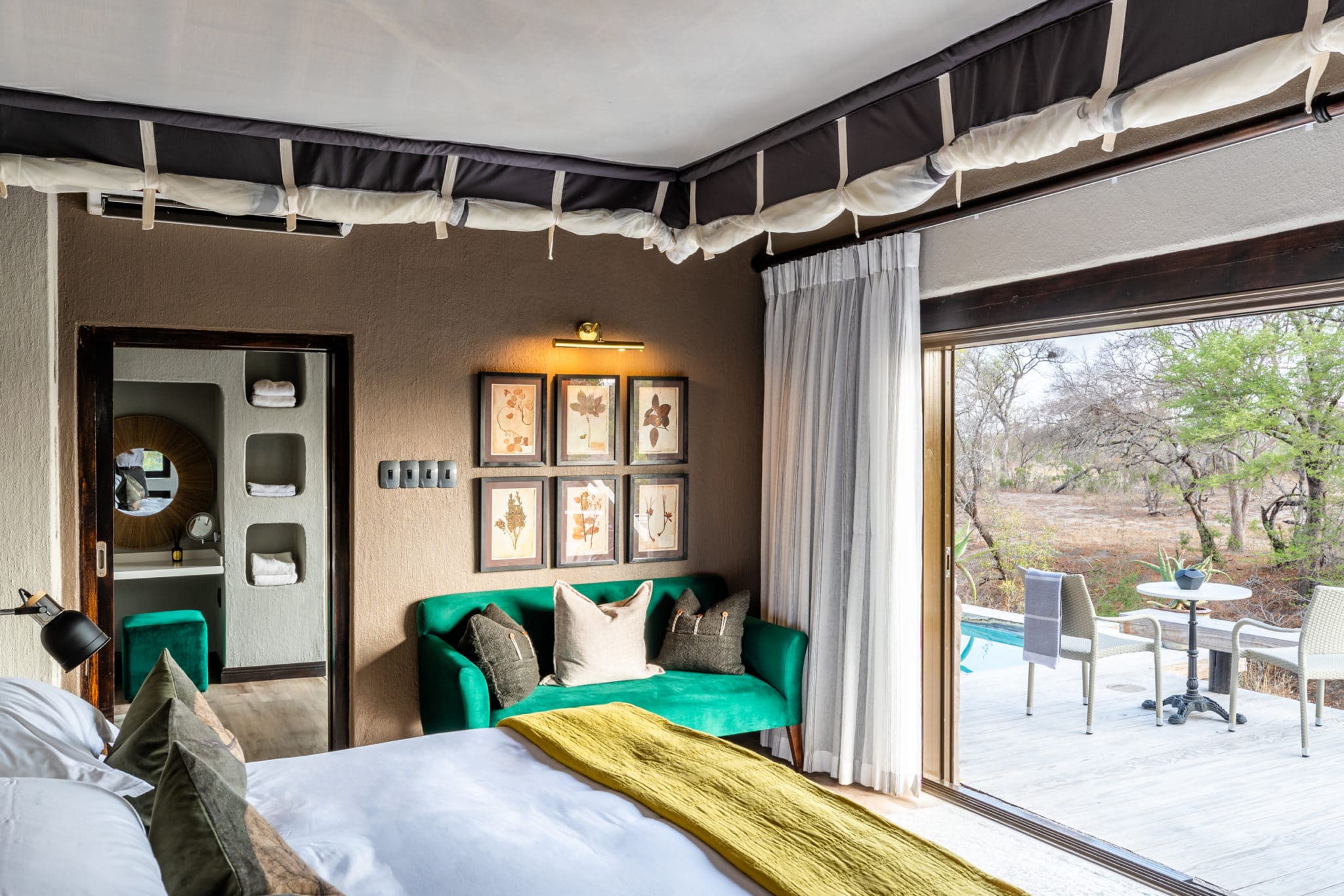 Simbambili Game Lodge - Sabi Sands Lodges Reservations - Sabi Sands ...